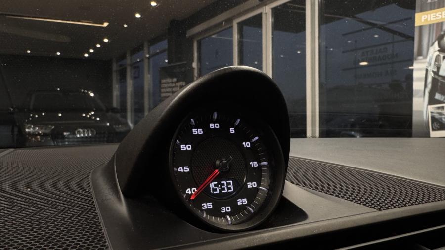 Pelēks Porsche Panamera 2018 Rīga, ar dzinēja tilpumu 2.90 L un nobraukumu 196 tūkst. km par 43500 €, foto 26 vietnē AUTOMOTO.COM.LV