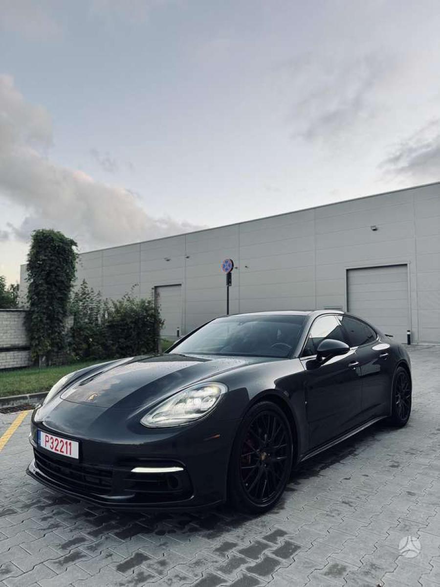 Pelēks Porsche Panamera 2018 Viļņa, ar dzinēja tilpumu 3.00 L un nobraukumu 150 tūkst. km par 42000 €, foto 4 vietnē AUTOMOTO.COM.LV