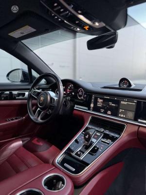Pelēks Porsche Panamera 2018 Viļņa, ar dzinēja tilpumu 3.00 L un nobraukumu 150 tūkst. km par 42000 €, foto 10 vietnē AUTOMOTO.COM.LV