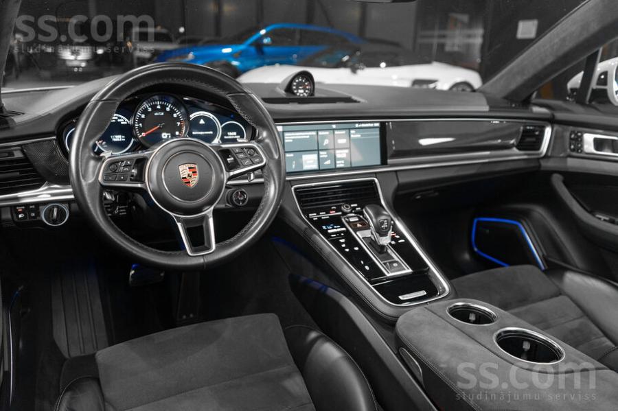 Pelēks Porsche Panamera 2019 Rīga, ar dzinēja tilpumu 4.00 L un nobraukumu 118 tūkst. km par 65340 €, foto 14 vietnē AUTOMOTO.COM.LV