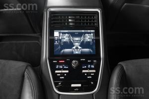 Pelēks Porsche Panamera 2019 Rīga, ar dzinēja tilpumu 4.00 L un nobraukumu 118 tūkst. km par 65340 €, foto 17 vietnē AUTOMOTO.COM.LV