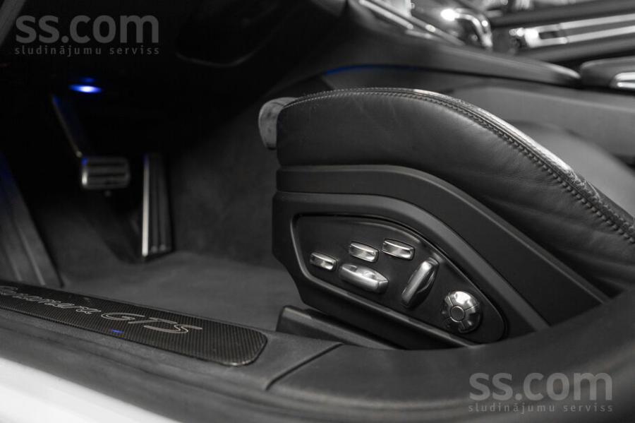 Pelēks Porsche Panamera 2019 Rīga, ar dzinēja tilpumu 4.00 L un nobraukumu 118 tūkst. km par 65340 €, foto 22 vietnē AUTOMOTO.COM.LV