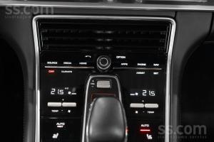 Pelēks Porsche Panamera 2019 Rīga, ar dzinēja tilpumu 4.00 L un nobraukumu 118 tūkst. km par 65340 €, foto 35 vietnē AUTOMOTO.COM.LV
