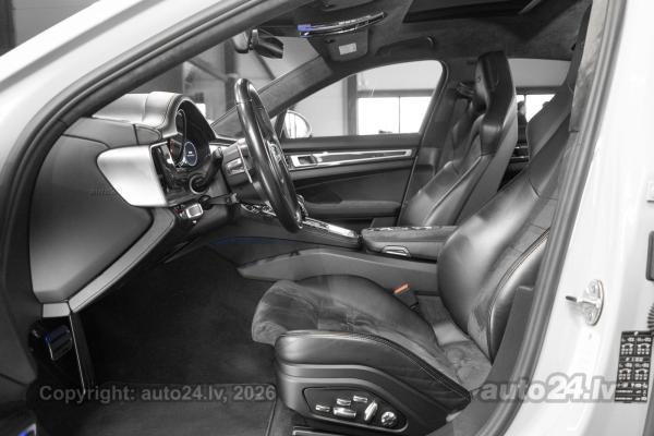 Grey Porsche Panamera 2019 in Riga, with an engine capacity of 4.00 L and mileage of 126 thousand km for 65340 €, photo 8 on AUTOMOTO.COM.LV