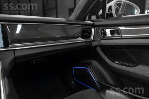 Grey Porsche Panamera 2019 in Riga, with an engine capacity of 4.00 L and mileage of 126 thousand km for 65340 €, photo 35 on AUTOMOTO.COM.LV