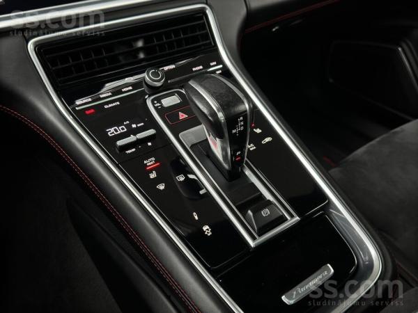 Grey Porsche Panamera 2019 in Riga, with an engine capacity of 4.00 L and mileage of 140 thousand km for 54990 €, photo 10 on AUTOMOTO.COM.LV