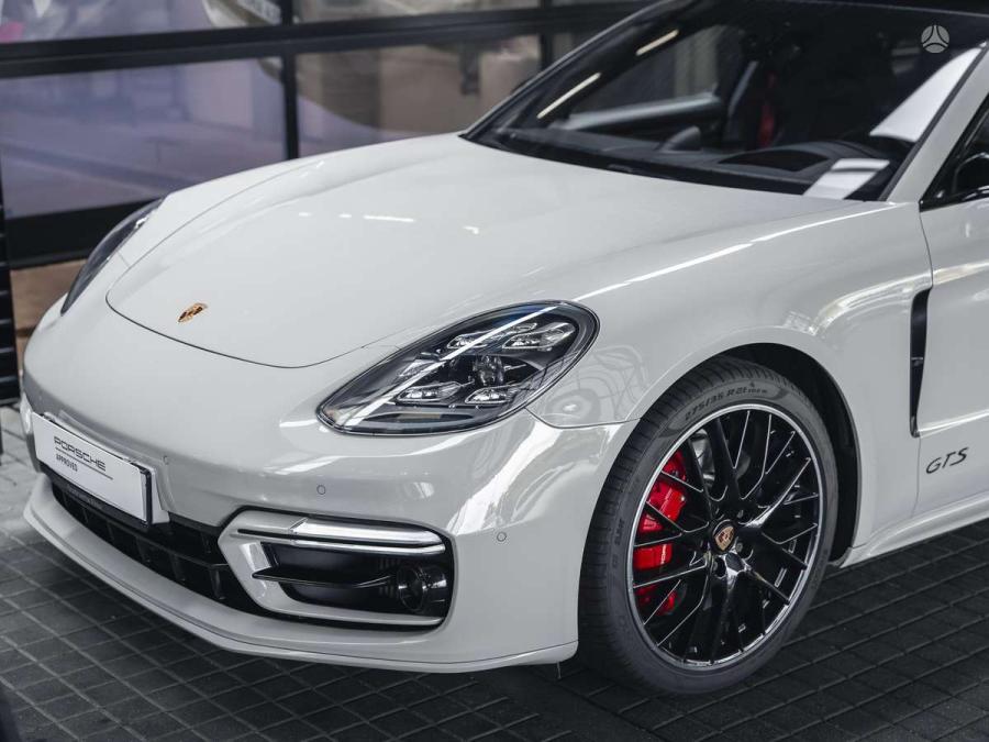 Pelēks Porsche Panamera 2021 Viļņa, ar dzinēja tilpumu 4.00 L un nobraukumu 86 tūkst. km par 89911 €, foto 11 vietnē AUTOMOTO.COM.LV
