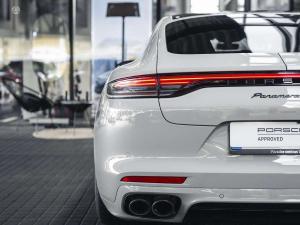 Pelēks Porsche Panamera 2021 Viļņa, ar dzinēja tilpumu 4.00 L un nobraukumu 86 tūkst. km par 89911 €, foto 17 vietnē AUTOMOTO.COM.LV