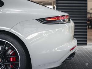 Pelēks Porsche Panamera 2021 Viļņa, ar dzinēja tilpumu 4.00 L un nobraukumu 86 tūkst. km par 89911 €, foto 19 vietnē AUTOMOTO.COM.LV
