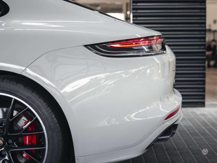 Pelēks Porsche Panamera 2021 Viļņa, ar dzinēja tilpumu 4.00 L un nobraukumu 86 tūkst. km par 89911 €, foto 19 vietnē AUTOMOTO.COM.LV