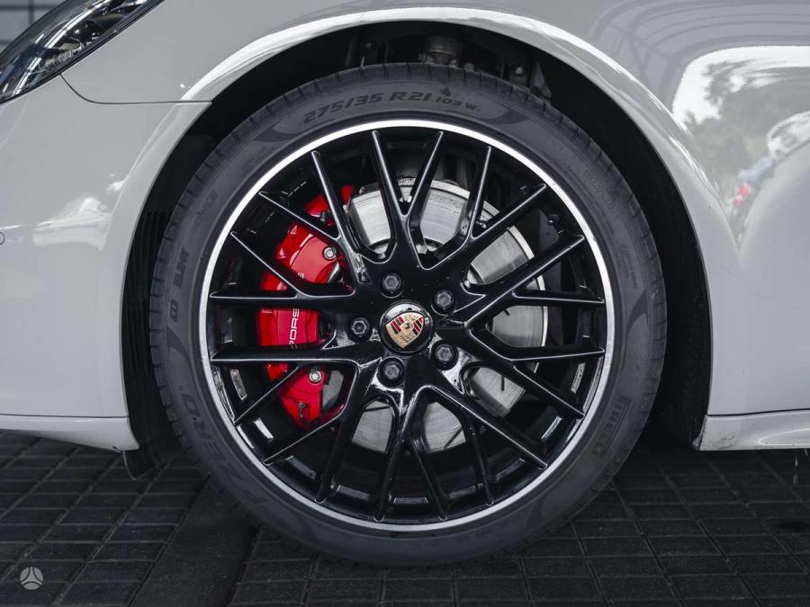 Pelēks Porsche Panamera 2021 Viļņa, ar dzinēja tilpumu 4.00 L un nobraukumu 86 tūkst. km par 89911 €, foto 22 vietnē AUTOMOTO.COM.LV