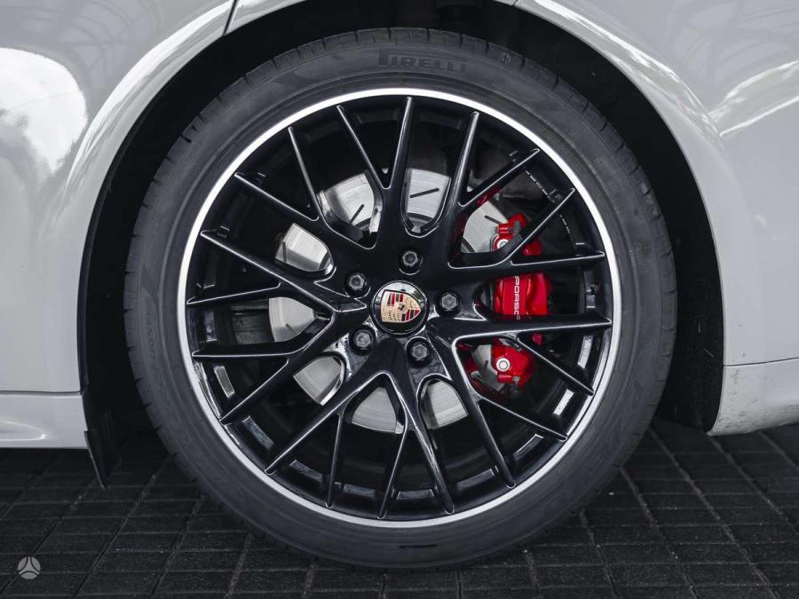 Pelēks Porsche Panamera 2021 Viļņa, ar dzinēja tilpumu 4.00 L un nobraukumu 86 tūkst. km par 89911 €, foto 23 vietnē AUTOMOTO.COM.LV