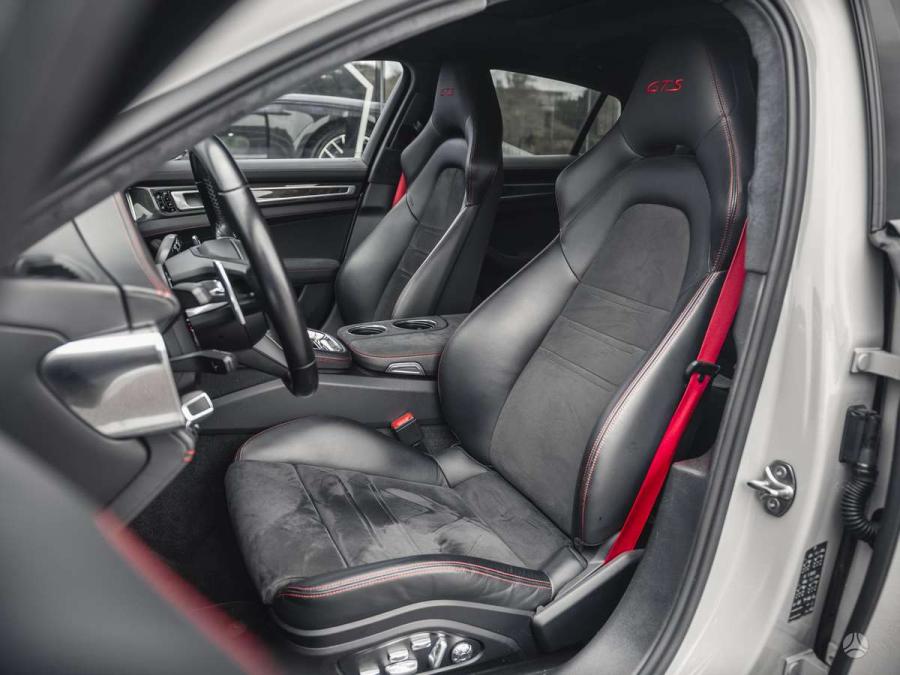 Pelēks Porsche Panamera 2021 Viļņa, ar dzinēja tilpumu 4.00 L un nobraukumu 86 tūkst. km par 89911 €, foto 27 vietnē AUTOMOTO.COM.LV