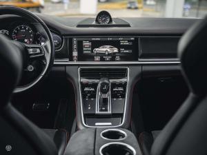 Pelēks Porsche Panamera 2021 Viļņa, ar dzinēja tilpumu 4.00 L un nobraukumu 86 tūkst. km par 89911 €, foto 34 vietnē AUTOMOTO.COM.LV