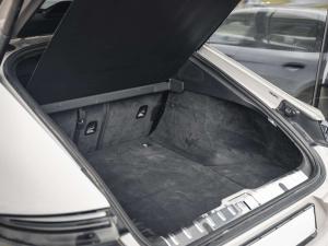 Pelēks Porsche Panamera 2021 Viļņa, ar dzinēja tilpumu 4.00 L un nobraukumu 86 tūkst. km par 89911 €, foto 47 vietnē AUTOMOTO.COM.LV
