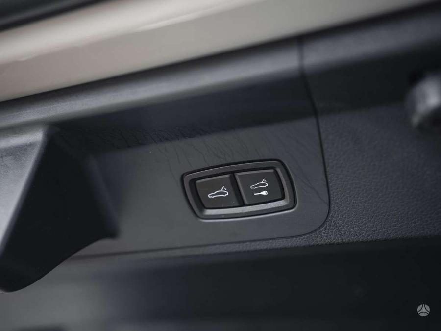 Pelēks Porsche Panamera 2021 Viļņa, ar dzinēja tilpumu 4.00 L un nobraukumu 86 tūkst. km par 89911 €, foto 48 vietnē AUTOMOTO.COM.LV