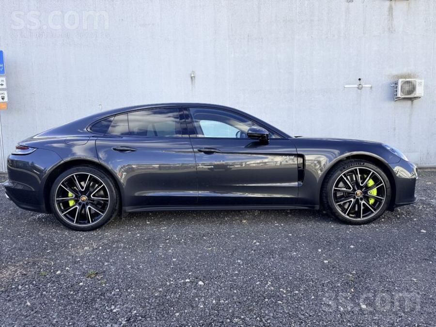 Grey Porsche Panamera 2021 in Riga, with an engine capacity of 2.90 L and mileage of 48 thousand km for 87000 €, photo 3 on AUTOMOTO.COM.LV