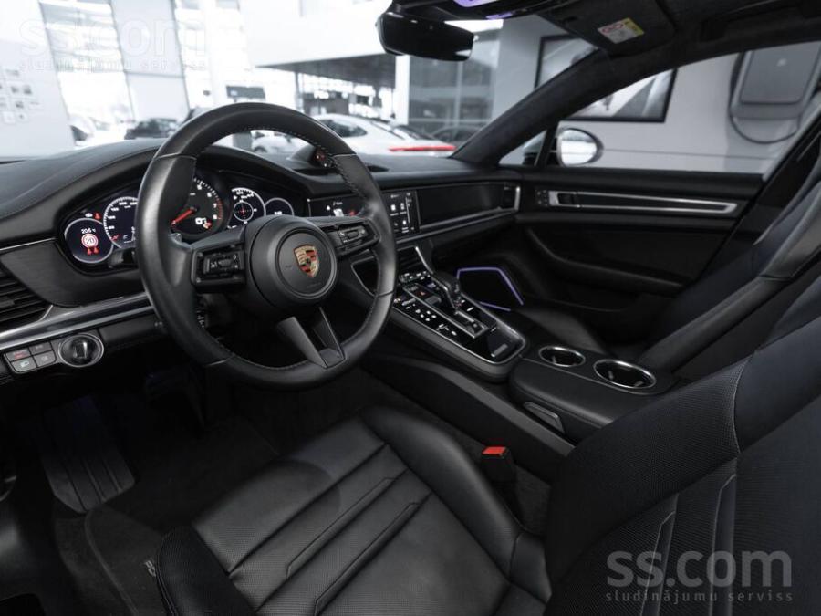 Pelēks Porsche Panamera 2023 Rīga, ar dzinēja tilpumu 2.90 L un nobraukumu 55 tūkst. km par 79900 €, foto 5 vietnē AUTOMOTO.COM.LV