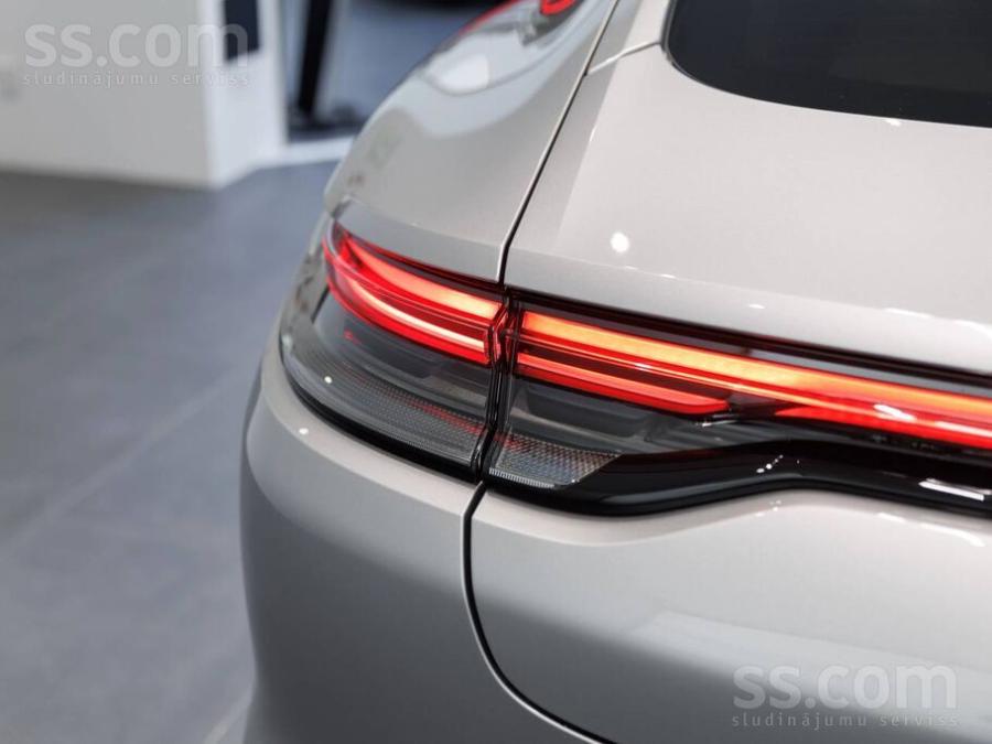 Pelēks Porsche Panamera 2023 Rīga, ar dzinēja tilpumu 2.90 L un nobraukumu 55 tūkst. km par 79900 €, foto 10 vietnē AUTOMOTO.COM.LV