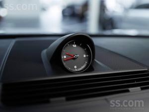 Pelēks Porsche Panamera 2023 Rīga, ar dzinēja tilpumu 2.90 L un nobraukumu 55 tūkst. km par 79900 €, foto 32 vietnē AUTOMOTO.COM.LV