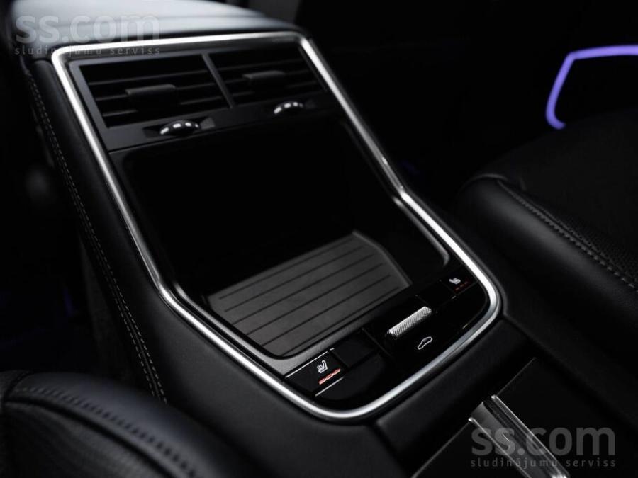 Pelēks Porsche Panamera 2023 Rīga, ar dzinēja tilpumu 2.90 L un nobraukumu 55 tūkst. km par 79900 €, foto 33 vietnē AUTOMOTO.COM.LV