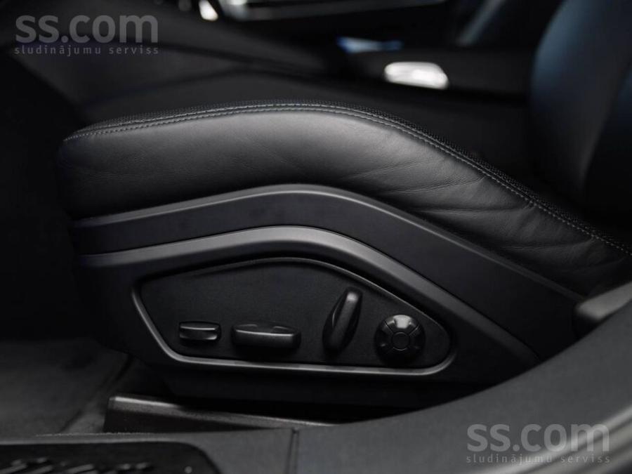 Pelēks Porsche Panamera 2023 Rīga, ar dzinēja tilpumu 2.90 L un nobraukumu 55 tūkst. km par 79900 €, foto 34 vietnē AUTOMOTO.COM.LV