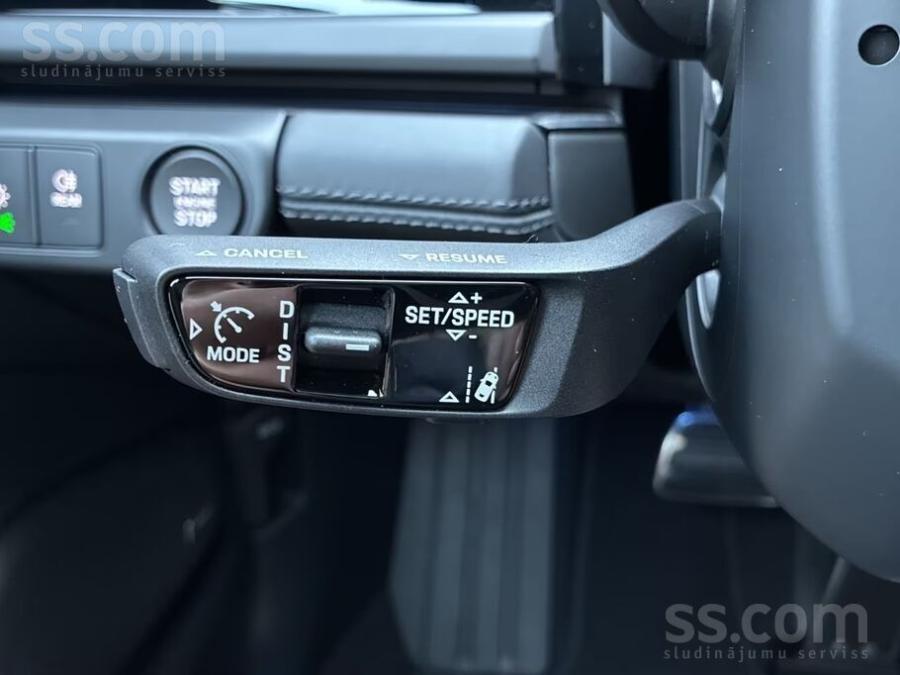 Grey Porsche Panamera 2025 in Riga, with an engine capacity of 2.90 L and mileage of 16 thousand km for 131290 €, photo 11 on AUTOMOTO.COM.LV