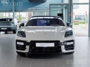Grey Porsche Panamera 2026 in Riga, with an engine capacity of 4.00 L and mileage of 5 thousand km for 176000 €, photo 9 on AUTOMOTO.COM.LV