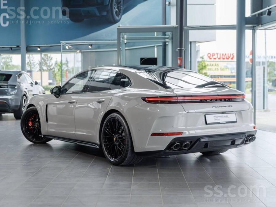 Grey Porsche Panamera 2026 in Riga, with an engine capacity of 4.00 L and mileage of 5 thousand km for 176000 €, photo 11 on AUTOMOTO.COM.LV
