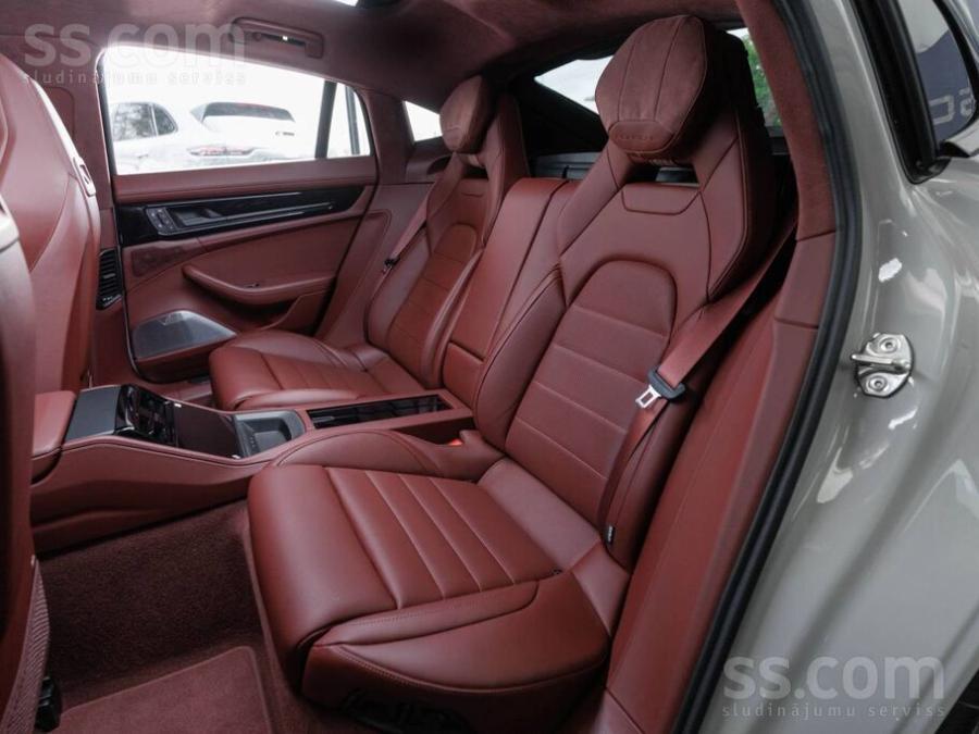 Grey Porsche Panamera 2026 in Riga, with an engine capacity of 4.00 L and mileage of 5 thousand km for 176000 €, photo 23 on AUTOMOTO.COM.LV