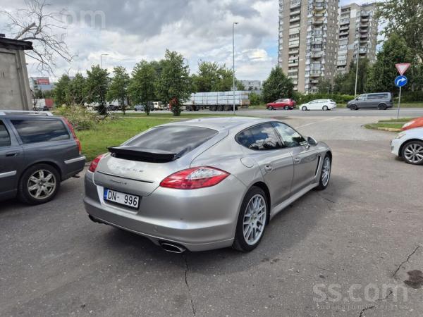 Pelēks Porsche Panamera 2012 Rīga, ar dzinēja tilpumu 3.60 L un nobraukumu 122 tūkst. km par 21990 €, foto 6 vietnē AUTOMOTO.COM.LV