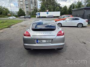 Grey Porsche Panamera 2012 in Riga, with an engine capacity of 3.60 L and mileage of 122 thousand km for 21990 €, photo 8 on AUTOMOTO.COM.LV