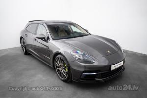 Grey Porsche Panamera 2017 in Tallinn, with an engine capacity of 2.90 L and mileage of 156 thousand km for 40999 €, photo 4 on AUTOMOTO.COM.LV