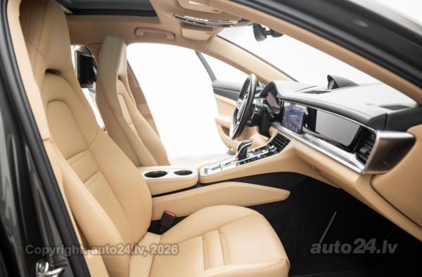 Grey Porsche Panamera 2017 in Tallinn, with an engine capacity of 2.90 L and mileage of 156 thousand km for 40999 €, photo 10 on AUTOMOTO.COM.LV