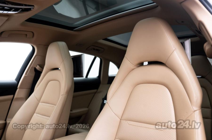 Grey Porsche Panamera 2017 in Tallinn, with an engine capacity of 2.90 L and mileage of 156 thousand km for 40999 €, photo 14 on AUTOMOTO.COM.LV