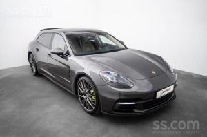 Pelēks Porsche Panamera 2017 Tallina, ar dzinēja tilpumu 2.90 L un nobraukumu 156 tūkst. km par 40999 €, foto 4 vietnē AUTOMOTO.COM.LV