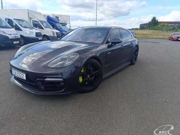 Pelēks Porsche Panamera 2017 Viļņa, ar dzinēja tilpumu 2.89 L un nobraukumu 198 tūkst. km par 44900 €, foto 1 vietnē AUTOMOTO.COM.LV