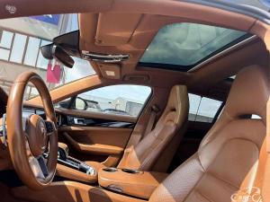 Grey Porsche Panamera 2017 in Vilnius, with an engine capacity of 2.89 L and mileage of 198 thousand km for 44900 €, photo 13 on AUTOMOTO.COM.LV