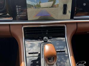 Grey Porsche Panamera 2017 in Vilnius, with an engine capacity of 2.89 L and mileage of 198 thousand km for 44900 €, photo 15 on AUTOMOTO.COM.LV