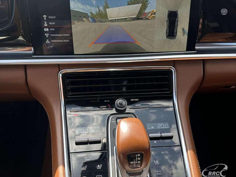 Grey Porsche Panamera 2017 in Vilnius, with an engine capacity of 2.89 L and mileage of 198 thousand km for 44900 €, photo 15 on AUTOMOTO.COM.LV
