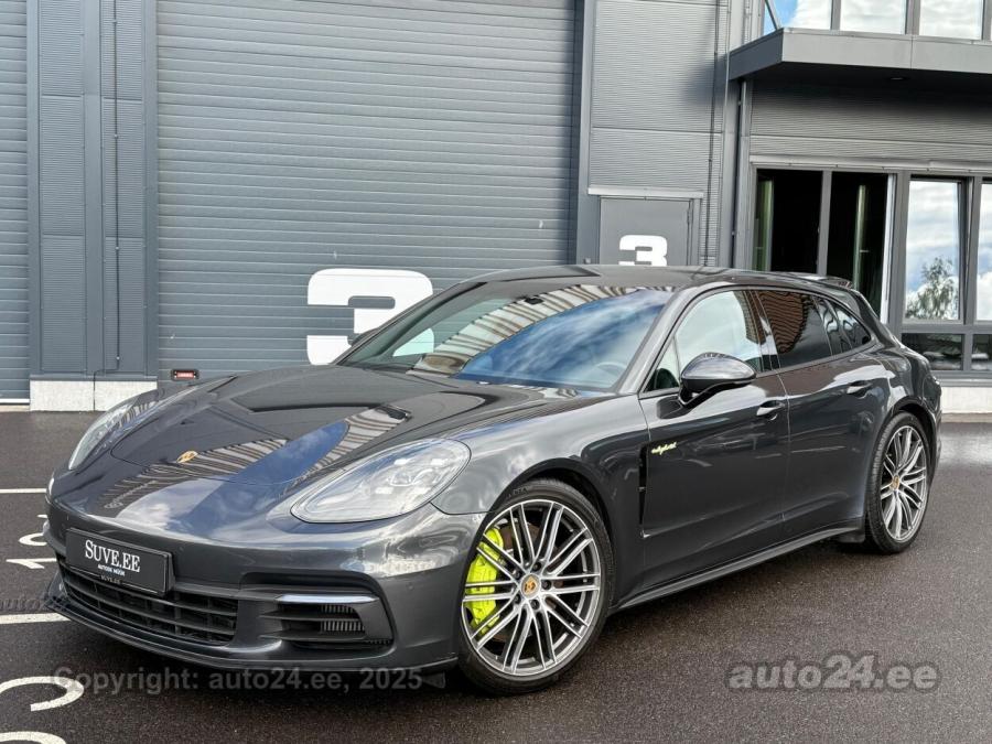 Grey Porsche Panamera 2018 in Tallinn, with an engine capacity of 2.90 L and mileage of 169 thousand km for 44995 €, photo 2 on AUTOMOTO.COM.LV