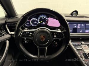 Grey Porsche Panamera 2018 in Tallinn, with an engine capacity of 2.90 L and mileage of 169 thousand km for 44995 €, photo 17 on AUTOMOTO.COM.LV