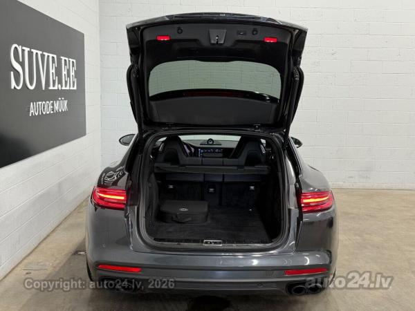 Grey Porsche Panamera 2018 in Tallinn, with an engine capacity of 2.90 L and mileage of 169 thousand km for 44995 €, photo 9 on AUTOMOTO.COM.LV