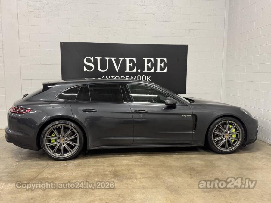 Grey Porsche Panamera 2018 in Tallinn, with an engine capacity of 2.90 L and mileage of 169 thousand km for 41995 €, photo 6 on AUTOMOTO.COM.LV