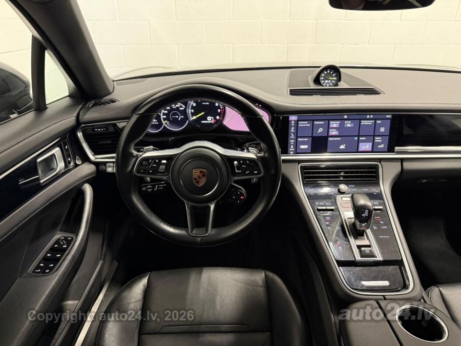 Grey Porsche Panamera 2018 in Tallinn, with an engine capacity of 2.90 L and mileage of 169 thousand km for 41995 €, photo 20 on AUTOMOTO.COM.LV