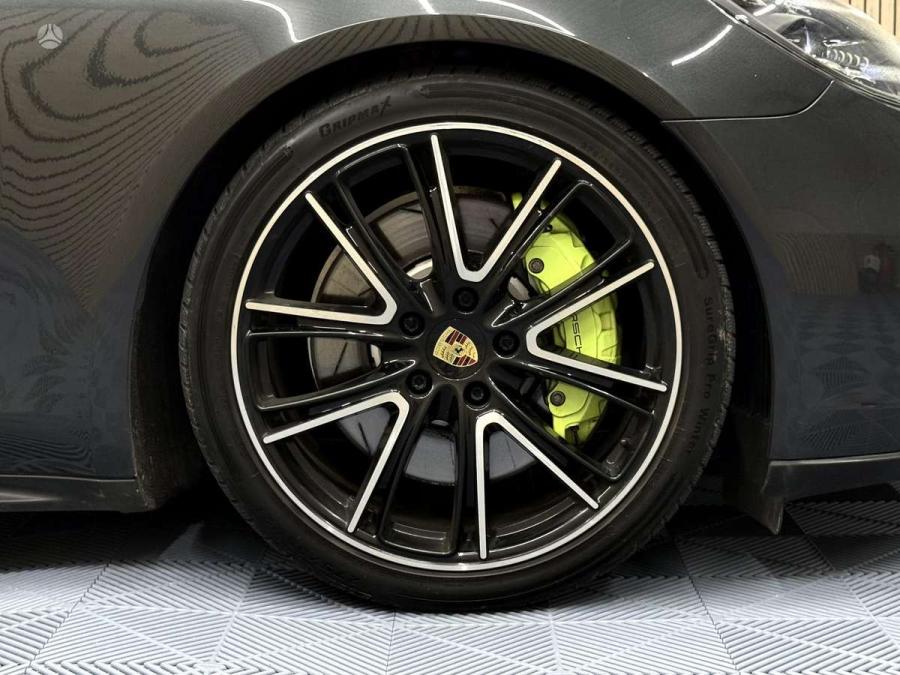 Pelēks Porsche Panamera 2018 Marijampole, ar dzinēja tilpumu 2.89 L un nobraukumu 183 tūkst. km par 37000 €, foto 12 vietnē AUTOMOTO.COM.LV