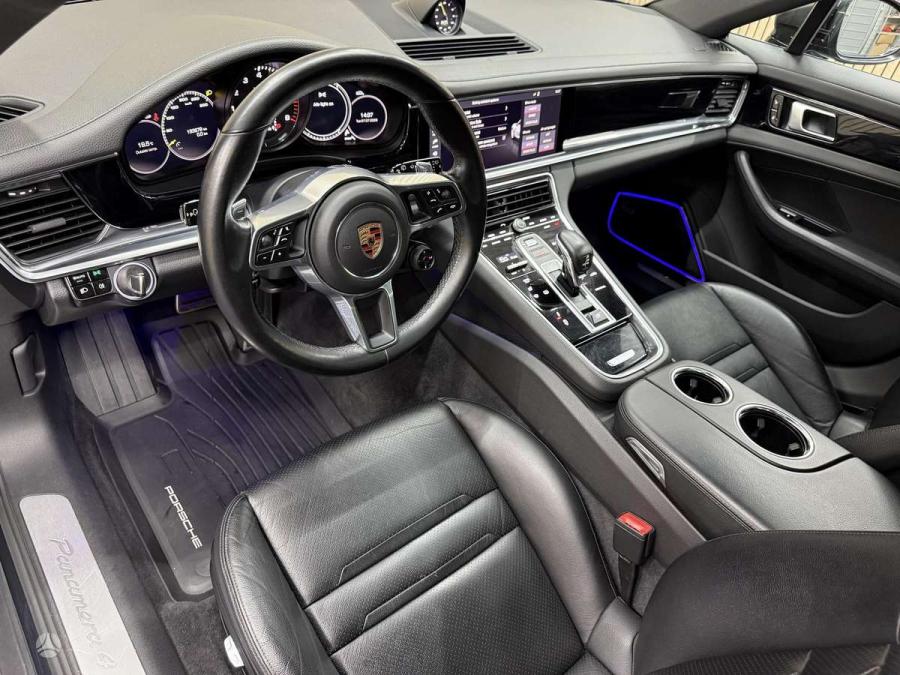 Pelēks Porsche Panamera 2018 Marijampole, ar dzinēja tilpumu 2.89 L un nobraukumu 183 tūkst. km par 37000 €, foto 21 vietnē AUTOMOTO.COM.LV