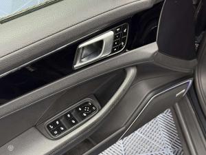 Pelēks Porsche Panamera 2018 Marijampole, ar dzinēja tilpumu 2.89 L un nobraukumu 183 tūkst. km par 37000 €, foto 23 vietnē AUTOMOTO.COM.LV