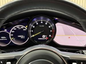 Pelēks Porsche Panamera 2018 Marijampole, ar dzinēja tilpumu 2.89 L un nobraukumu 183 tūkst. km par 37000 €, foto 31 vietnē AUTOMOTO.COM.LV
