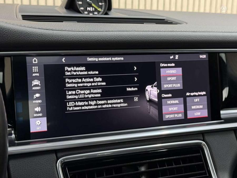 Pelēks Porsche Panamera 2018 Marijampole, ar dzinēja tilpumu 2.89 L un nobraukumu 183 tūkst. km par 37000 €, foto 32 vietnē AUTOMOTO.COM.LV